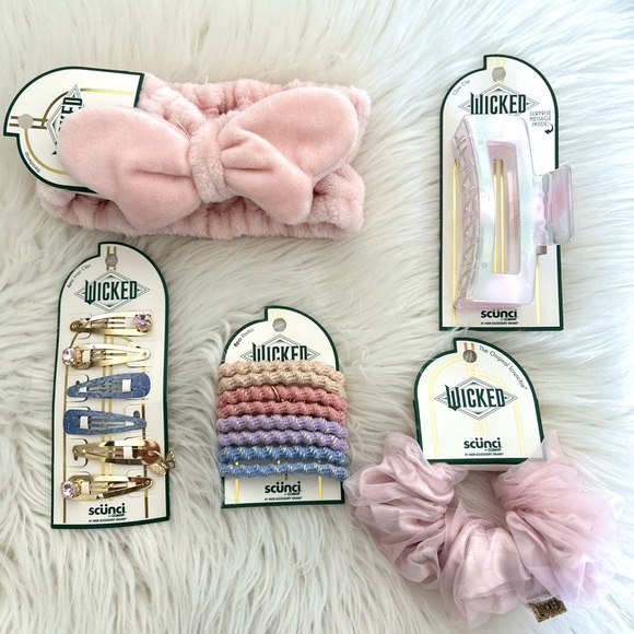 Conair | Accessories | Conair Wicked Trademark 5 Piece Pinkhair ...